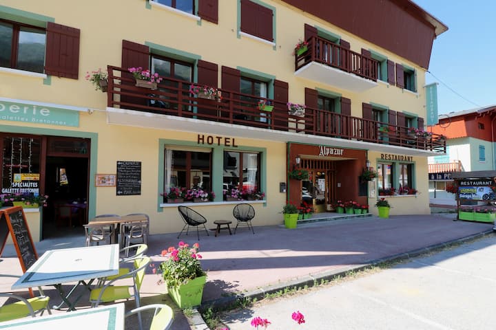 Chambre Double à L'hôtel*** Alpazur - Lanslebourg-Mont-Cenis