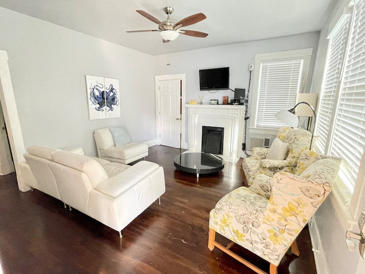 Adorable Duplex In Savannah - 薩凡納