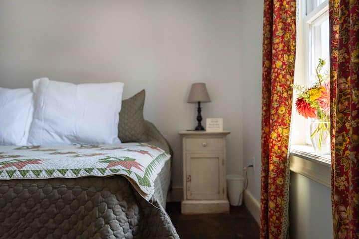 Betty Room - Twila's - Bedford, PA