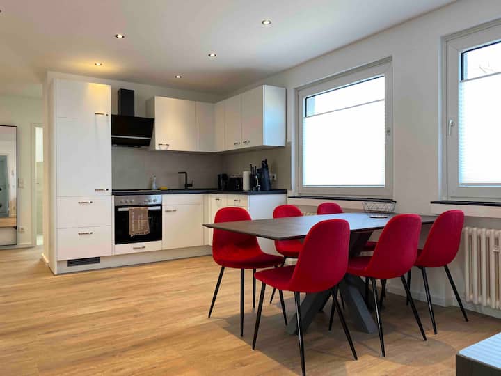 Moderne Vollmöblierte Designer-wohnung 2.og(apt.8) - Neuss