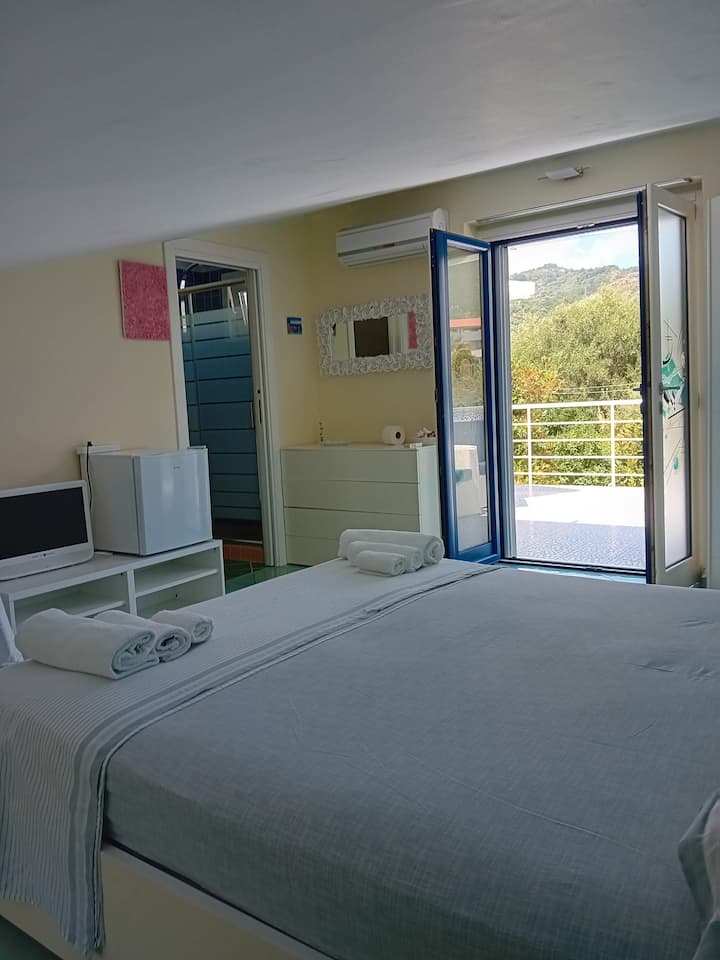 Camera Con Ingresso Indipendente Sapri Centro - Maratea