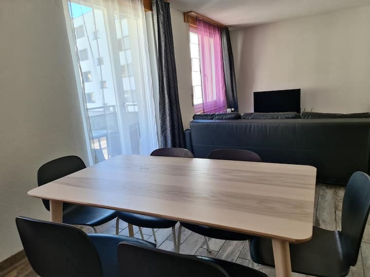 Family Friendly Apartment In The Heart Of Interla. - Sigriswil