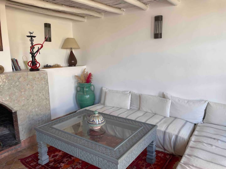 Riad De Charme Pour 4 Personnes, Calme Et Central - Marrakesh