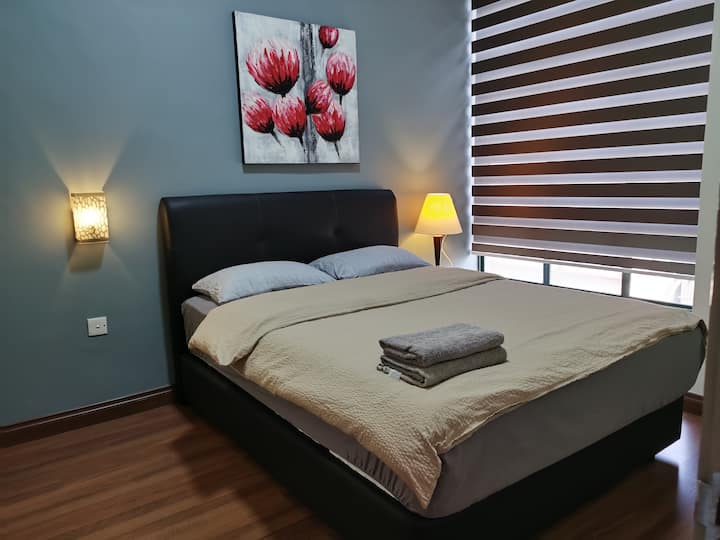 Modern Home Mahkota/ 1 Bedroom /Walking To Mall - Malacca
