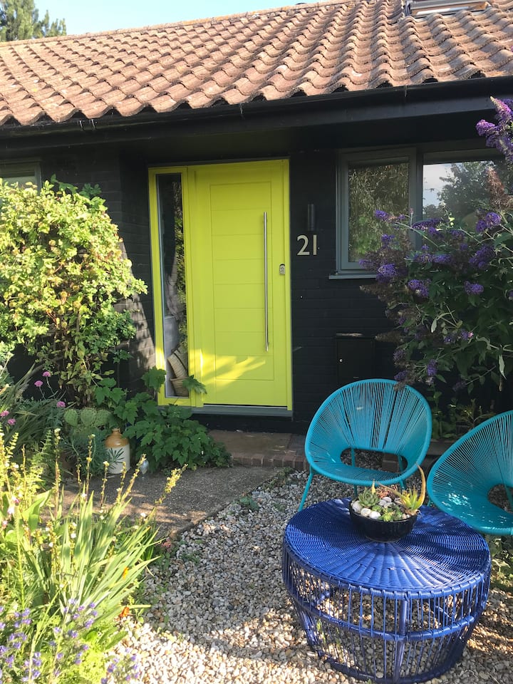The Yellow Door - Peaceful Retreat Close To Beach - Faversham