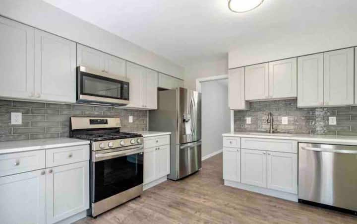 Monthly Gmu New Finished Cozy Private Room - Fairfax, VA