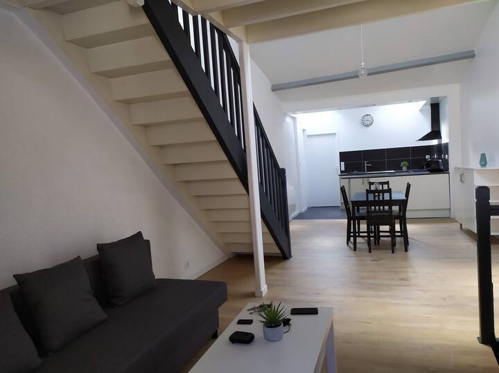 Duplex Plein Centre Ville 10b - Local Velo - Brocéliande