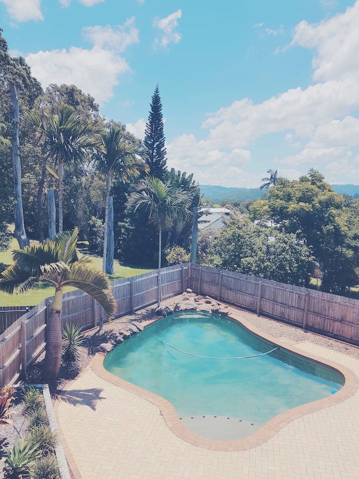 W/ Free Water Filter, Wifi, Weber, Pool, Air Con - Sunshine Coast