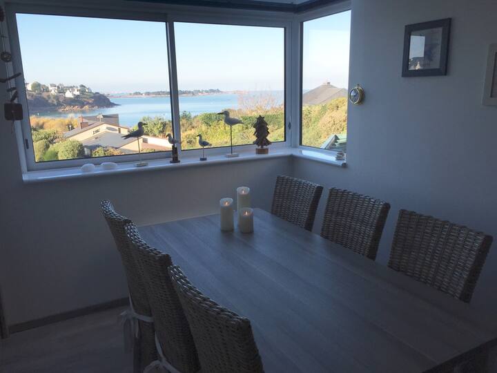 Les Pieds Dans L'eau En Bretagne - Carantec