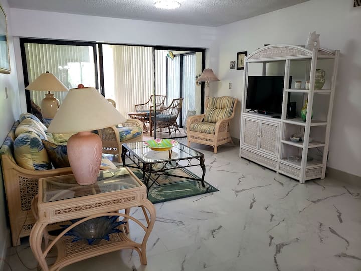 Beachtree Ocean Condo - Fort Pierce, FL