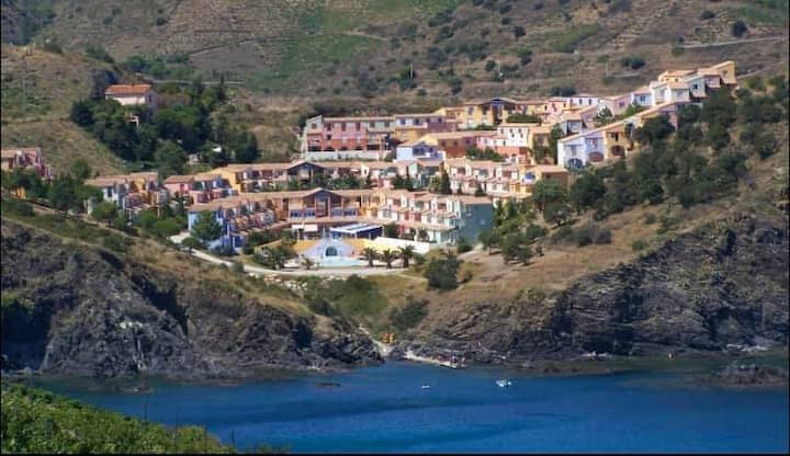 Entre Banyuls/cerbère Charmant T2 Au Pied De L'eau - Banyuls-sur-Mer