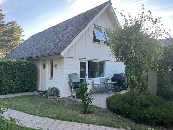 Gästhus 7 Min Från Fina Kämpingestranden - Skanör