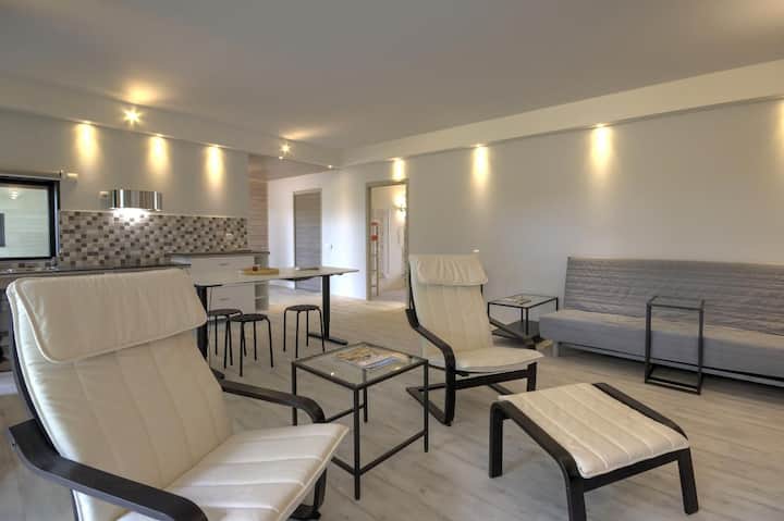 Gîte Plain-pied, Parc Arboré, Clos Et Sécurisé.... - Châtillon-sur-Seine