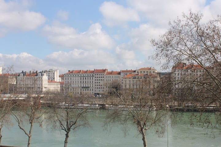 Le Petit Opéra 
Hôtel De Ville - Sans Vis à Vis - Lyon