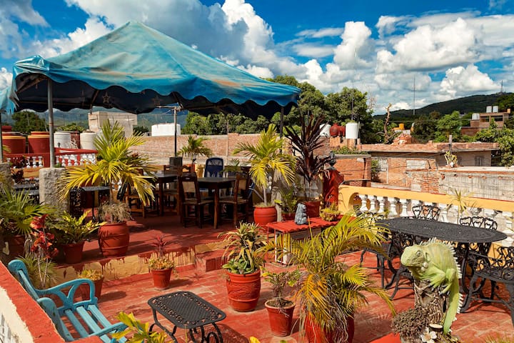 Hostal Roger Y Oda (Room 2) - Cuba