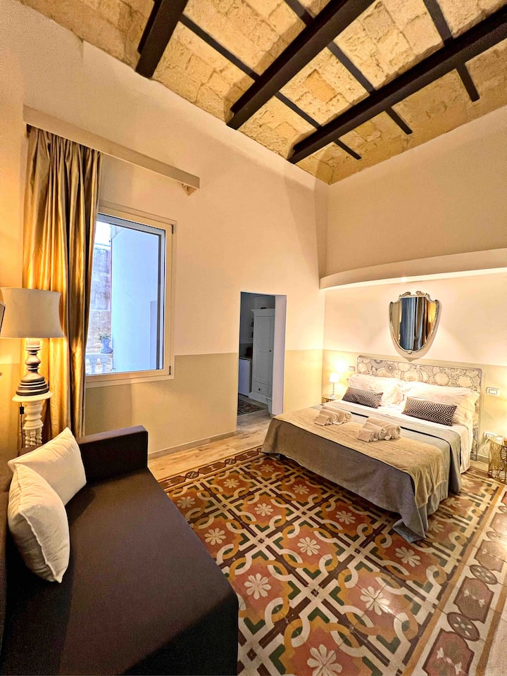 Suite Stylish,+free Parking,old Town,train Station - Lecce