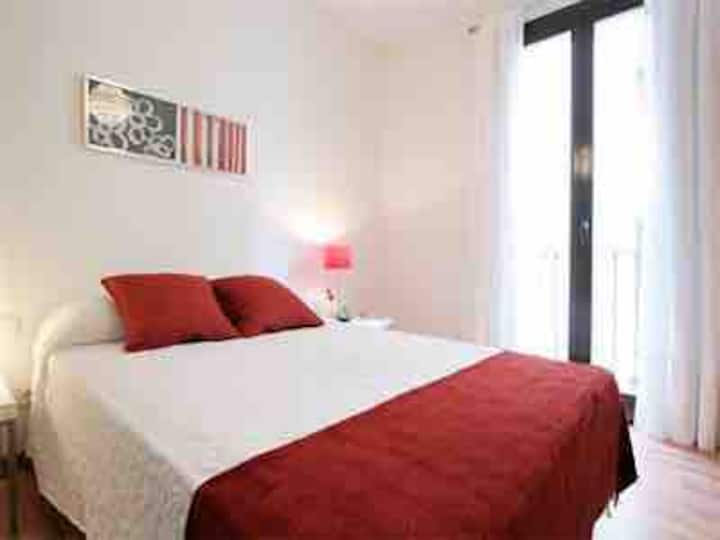 Beautiful Beach Apartment In Downtown Barcelona - Badalona