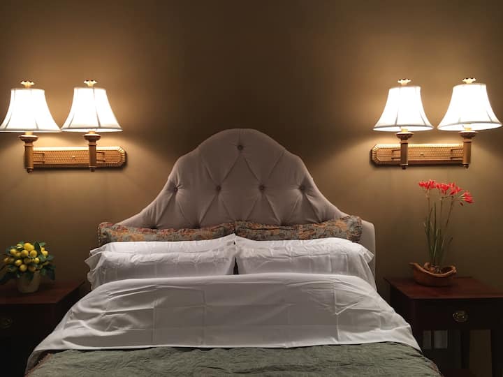 Exquisite 2br Suite Monthly Rental In Greenville - Greenville, NC