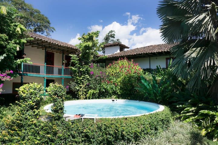 La Argelia- Finca Tradicional En El Eje Cafetero - Quimbaya