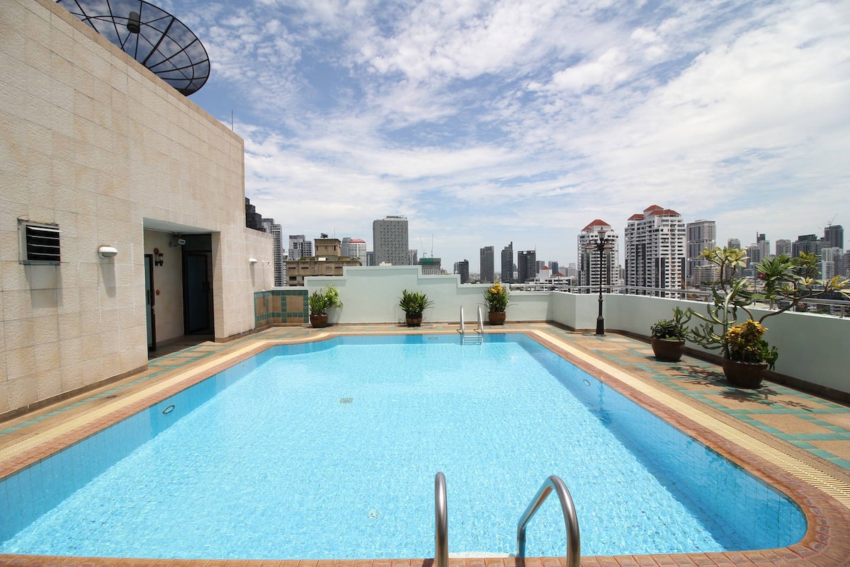 Bangkok Holiday Rentals & Homes - Bangkok, Thailand | Airbnb