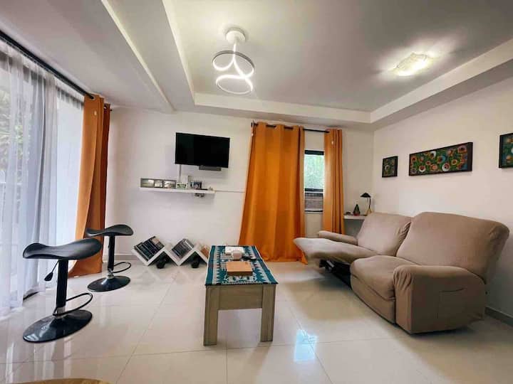 Subtle Outside, Great Inside In The Best Location - Escazu