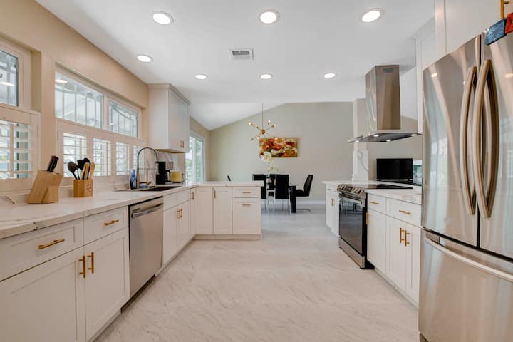 Fully Remodeled Beautiful 3bed 2 Bath Home - ヘンダーソン, NV