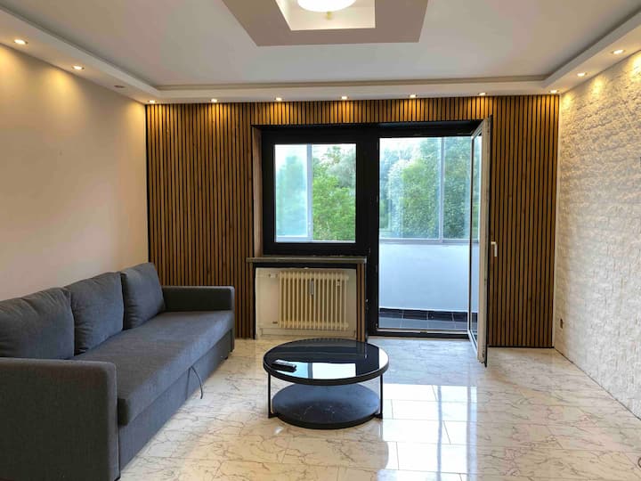 4 Zw M. Blick V. Balkon Auf Lech - Augsburg