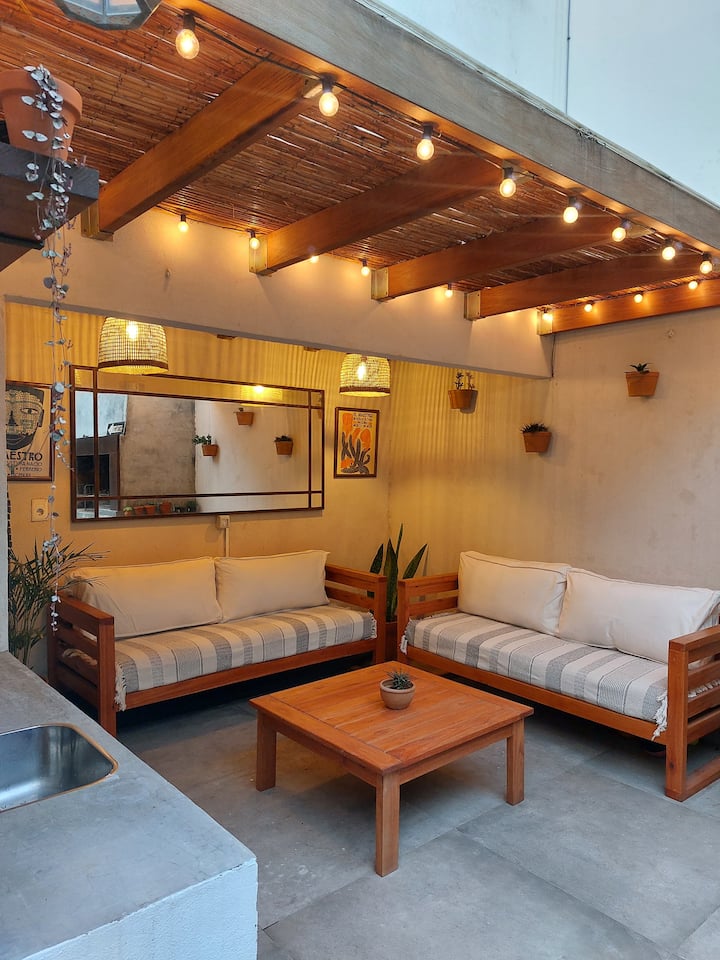 Spacious And Comfortable Home In Punta Carretas - Montevideo