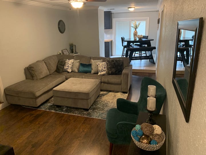 Close To Camping World (8 Min Walk .04 Miles) - Winter Park, FL