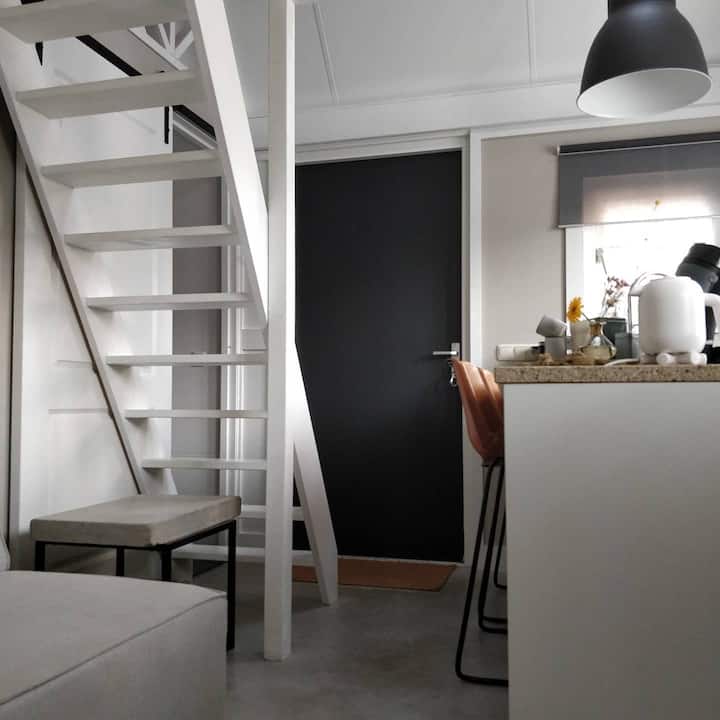 Linde, Tiny House App. In Zeeuws Huisje - Oss