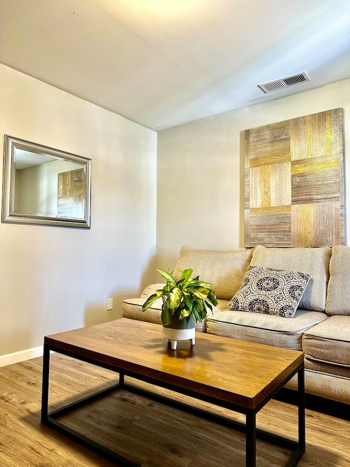 Entire Place In Lancaster · Mid/long-term Deals - Lancaster, SC