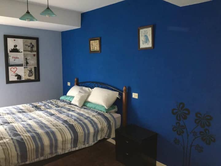 Al Lado De La Playa, Paseo Marítimo Y Montaña - Neda