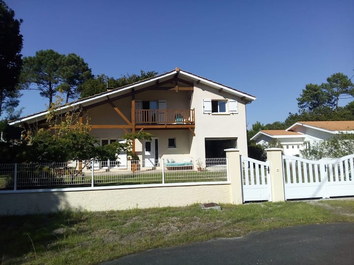 Maison Familiale Sur La Route De L'océan - Cap Ferret
