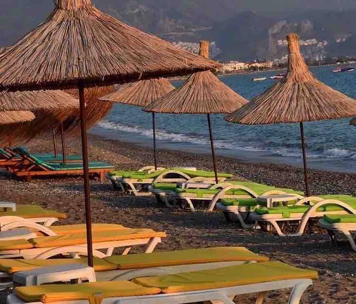 Deniz Manzaralı Lüks Daire - Çalış Beach