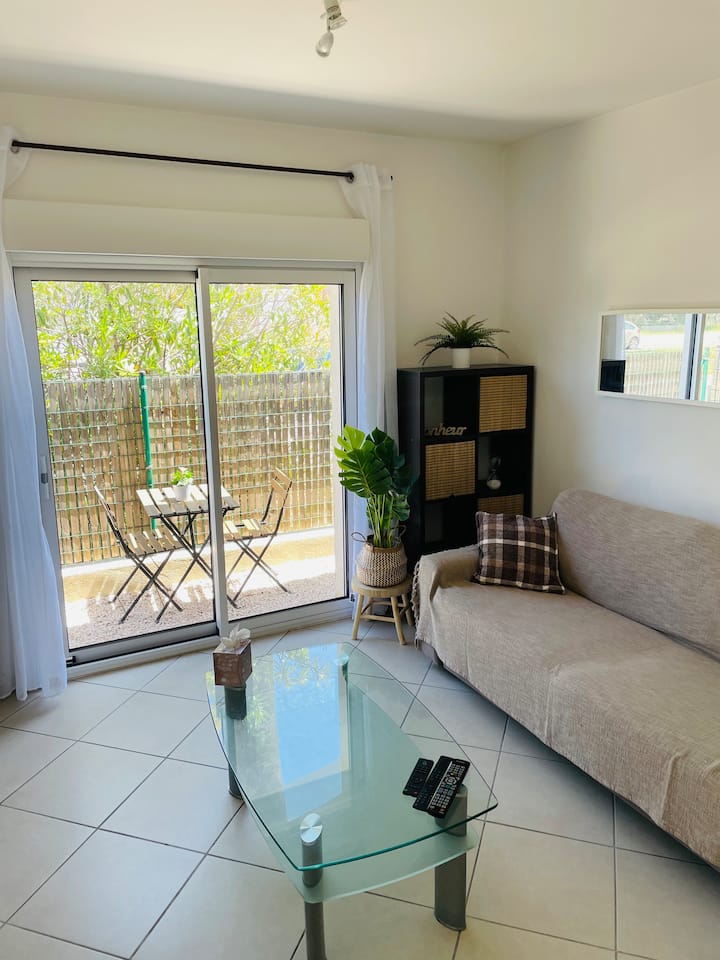 Appartement à 2 Pas De La Plage De La Bergerie ! - Île de Porquerolles