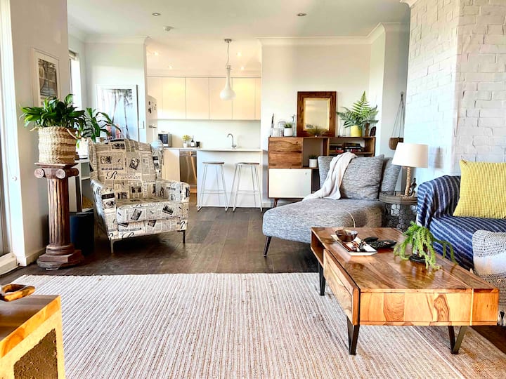 Freshwater Beach Penthouse With Fantastic Views - Manly
