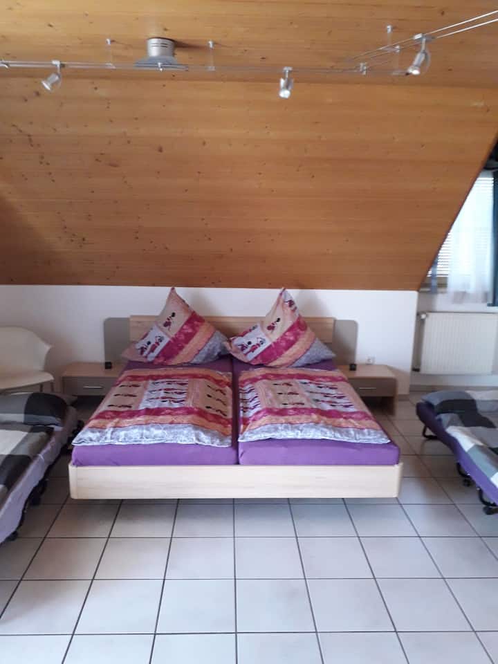 Großes Balkonzimmer Fü 2 Bis 4 Personen - Rothenburg ob der Tauber