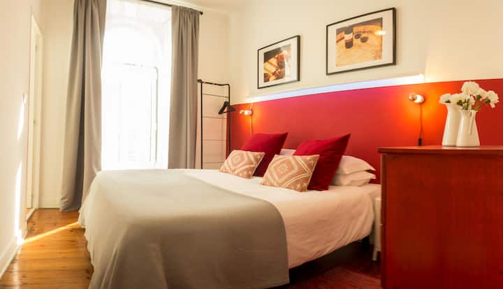 Double Room In Lisbon — Metro 2 Min Away - Lisbonne