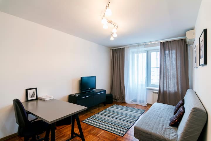 Metro Belorusskaya I Mayakovskaya Apartments - Moscú