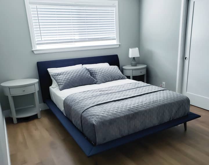 *Newly Remodeled "Private" 1 Bdrm Apt-silicon Vly* - Cupertino, CA