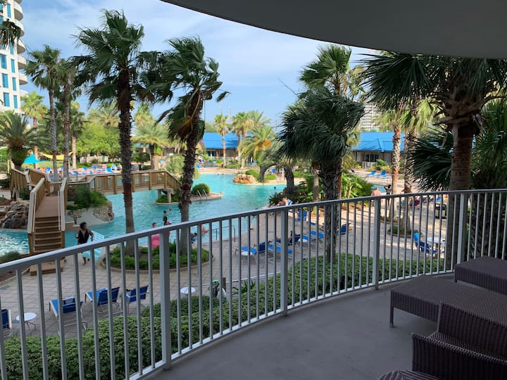 The Palms Of Destin-new!!! Poolside Paradise 2215 - Ferris Wheel, Destin