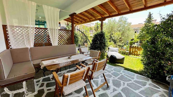 Sunny Maisonette Near  Beach! - Кассандра