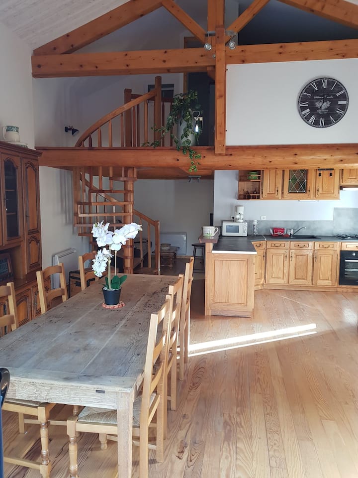 Maison Campagne Dans Une Veille Grange Aménagée - Langeac