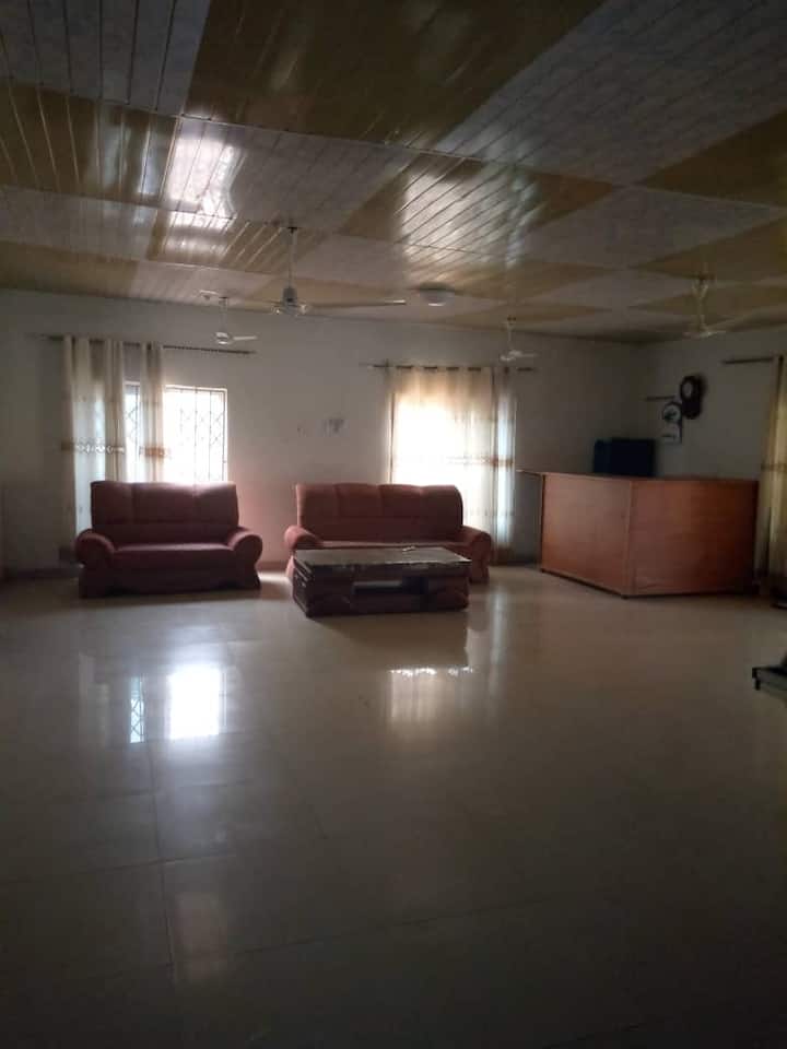 Golden Pot Guest House - Ghana