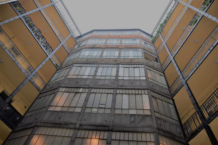 Bohemian Style Flat In Heart Of Budapest - Budapest