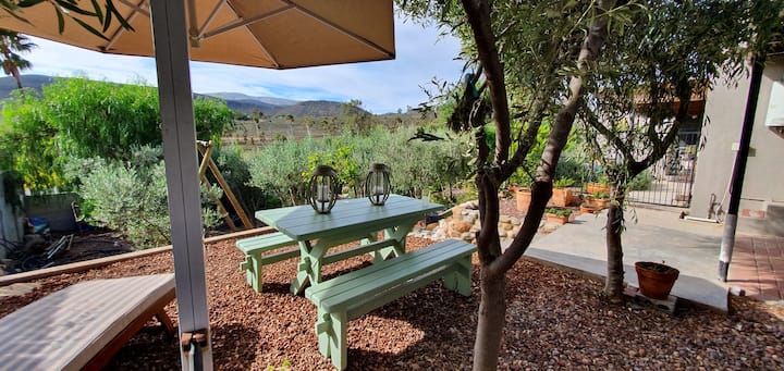 Just Jasmine - Your Happy Place In Montagu - Montagu