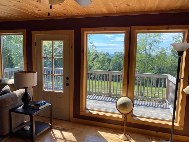 Hot Tub • Sunset Views • Near Nrg - サマーズビル, WV