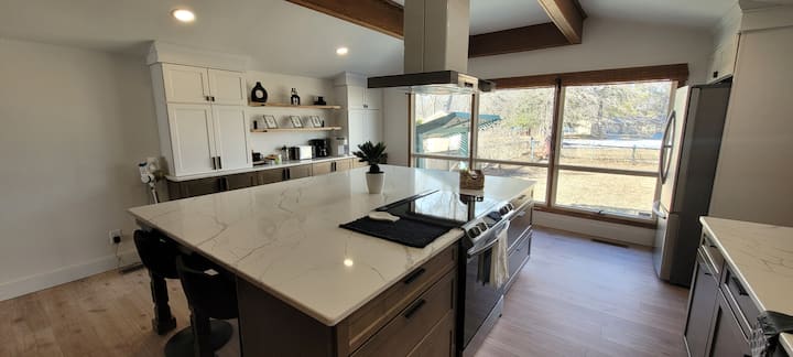 Ashbypark Retreat: Heart Of Dsm, Nature Steps Away - Des Moines, IA