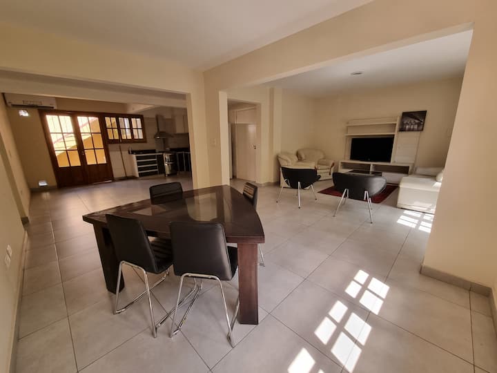 Departamento Mendoza, Cómodo Y De Buena Zona - Mendoza