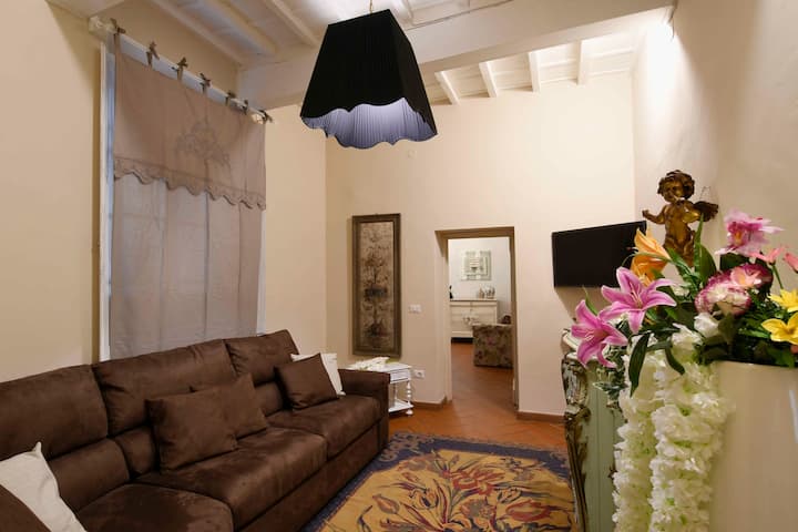 New Elegant Apartment Smn Station/duomo - Florence